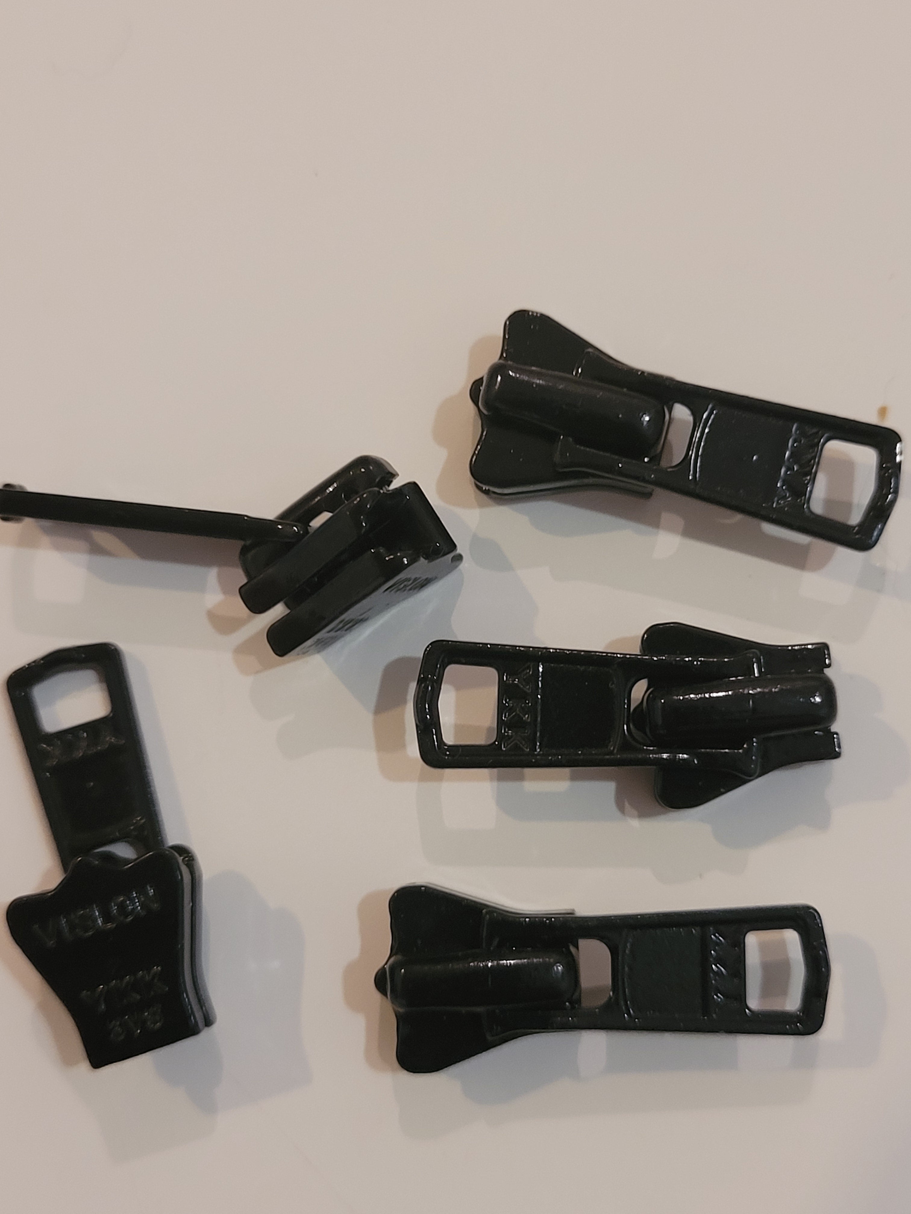 SLIDERS 3VS BLACK